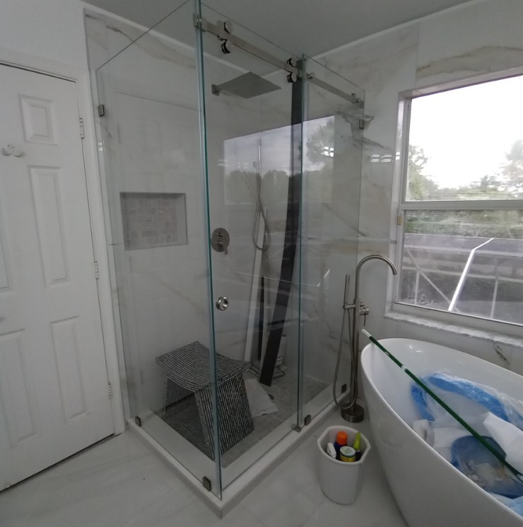 Space-Saving Corner Shower Stall Units | Aesthetic and Functional ...